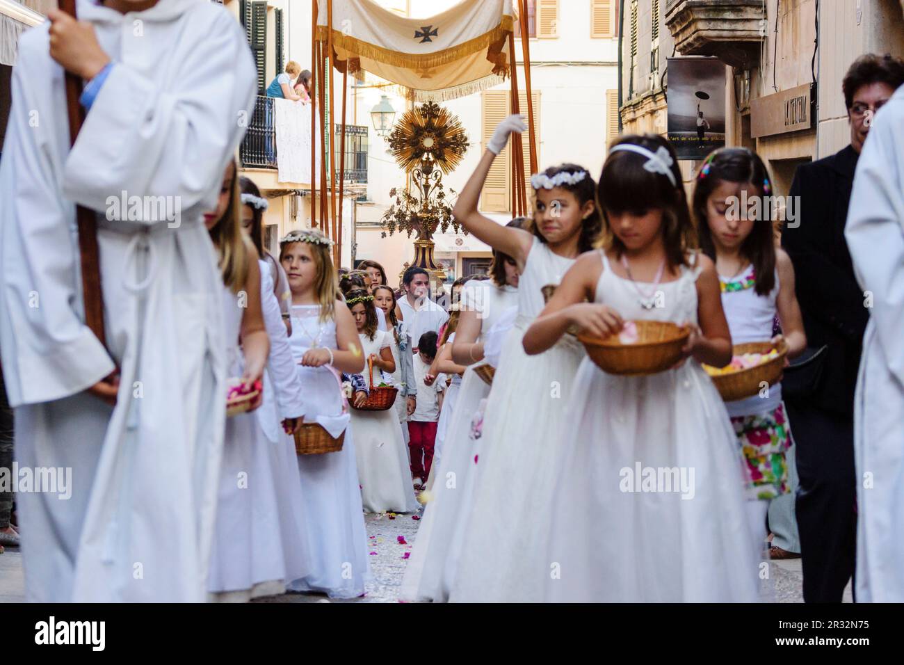 Procesion medieval hi-res stock photography and images - Alamy