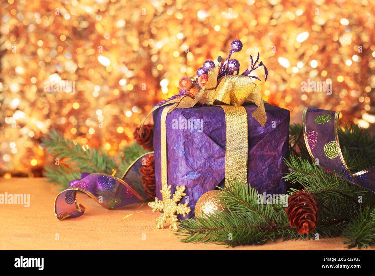 Ang bow hi-res stock photography and images - Alamy