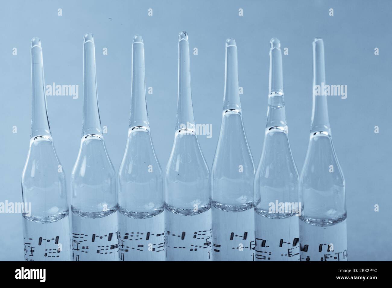 Medication ampoules hi-res stock photography and images - Alamy