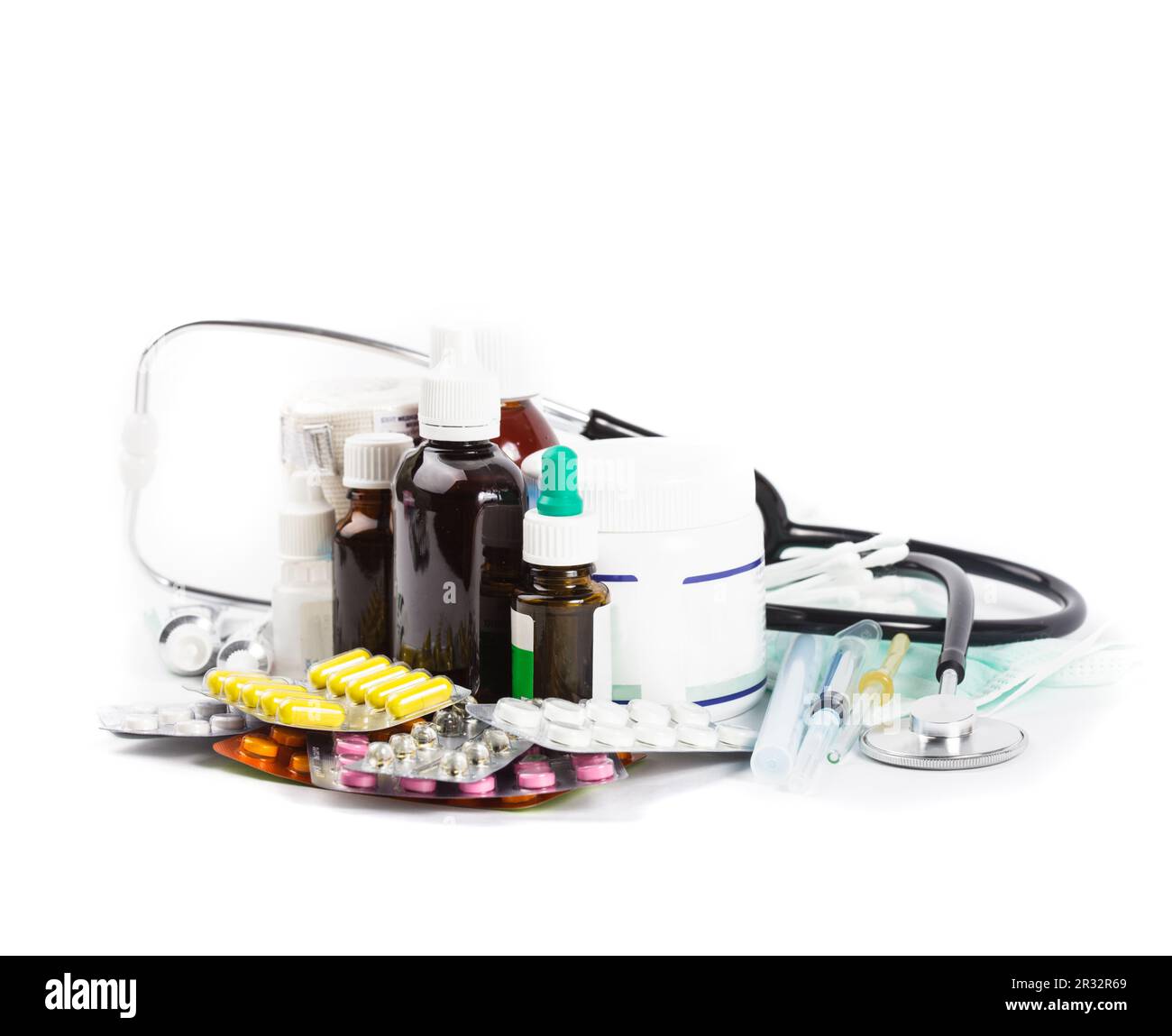 Medicine manufacturing industry Cut Out Stock Images & Pictures - Alamy