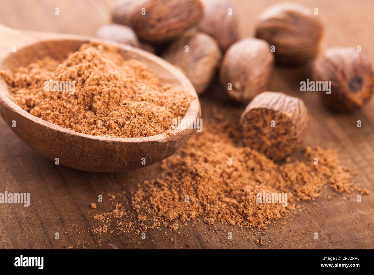 Ground nutmeg hi-res stock photography and images - Alamy