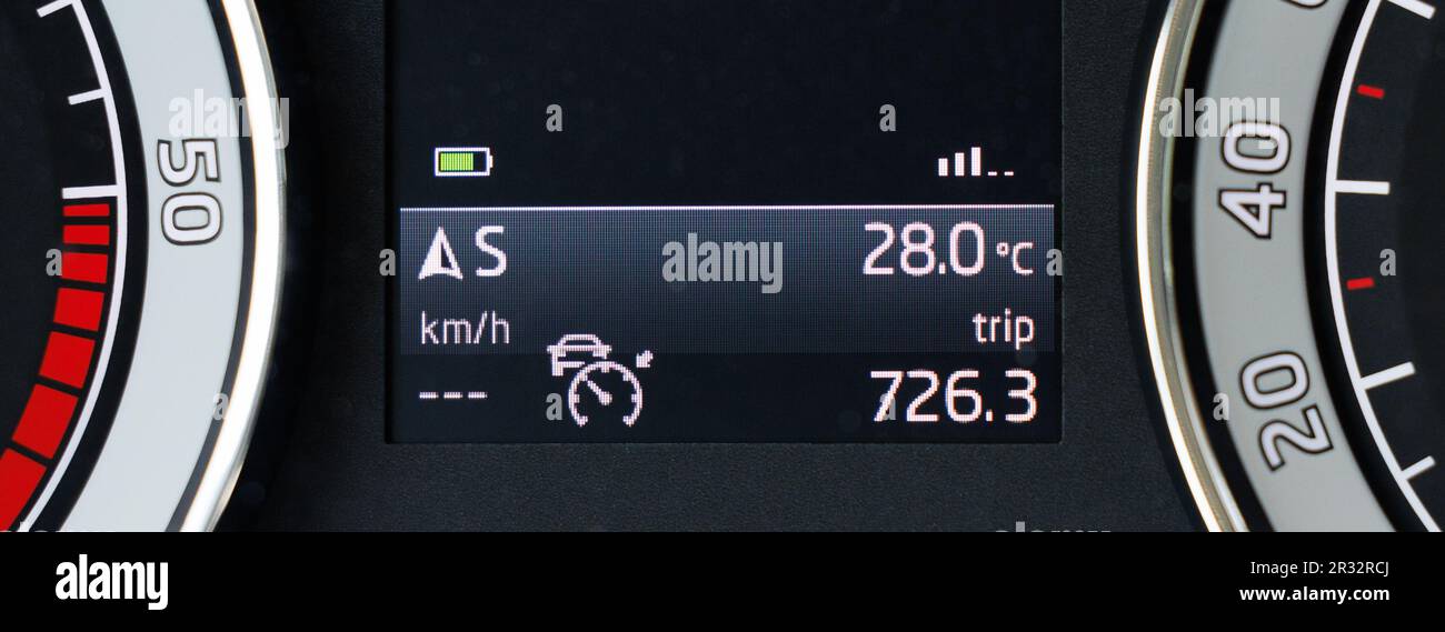 Minden, Germany. 22nd May, 2023. 28 degrees Celsius outside temperature ...