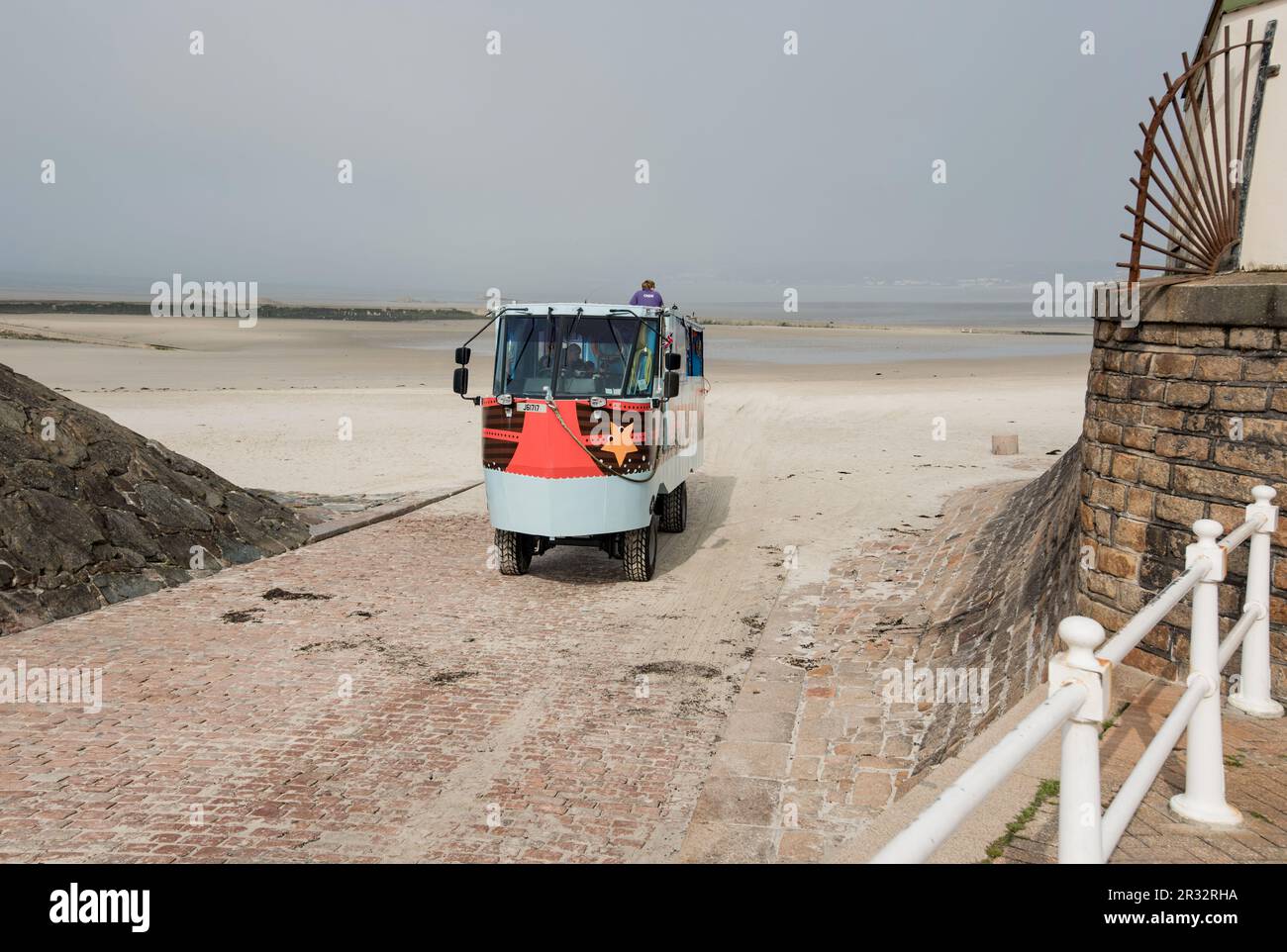 Elizabeth castle duck ferry hi-res stock photography and images - Alamy