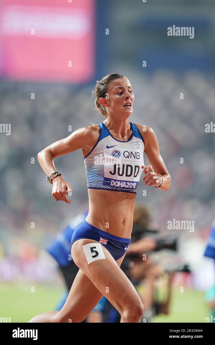 Jessica Judd running the 5000m at the 2019 World Athletics ...
