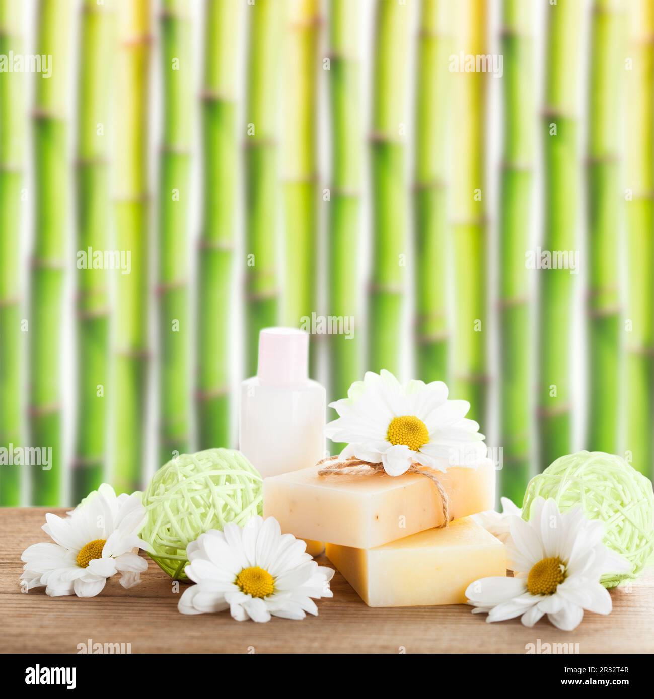 Natural cosmetics hi-res stock photography and images - Alamy