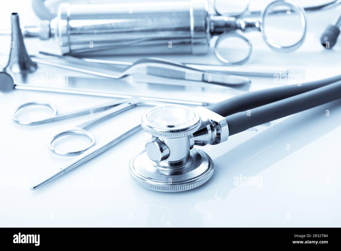 Ent procedure hi-res stock photography and images - Alamy