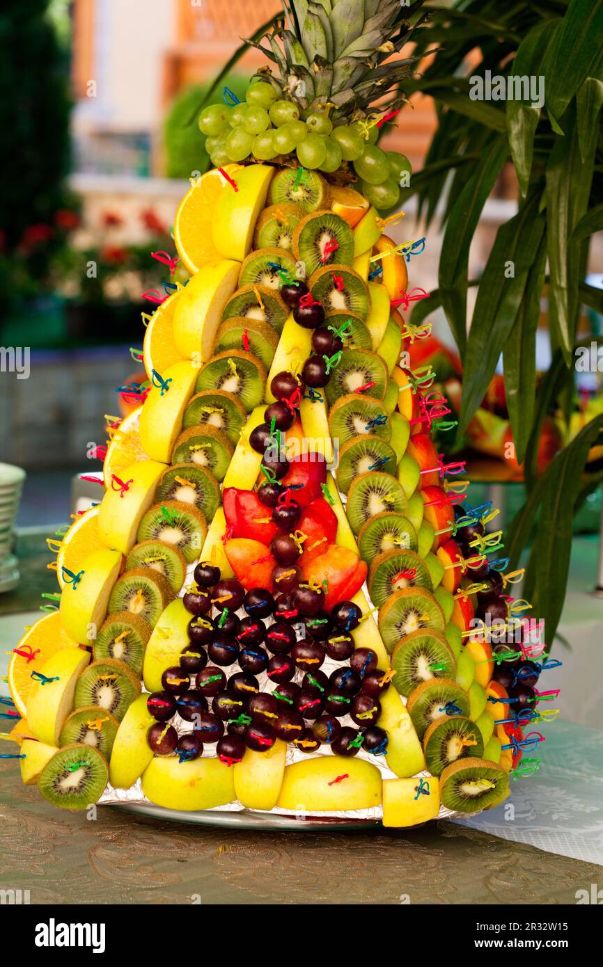 Beauty stand hi-res stock photography and images - Alamy