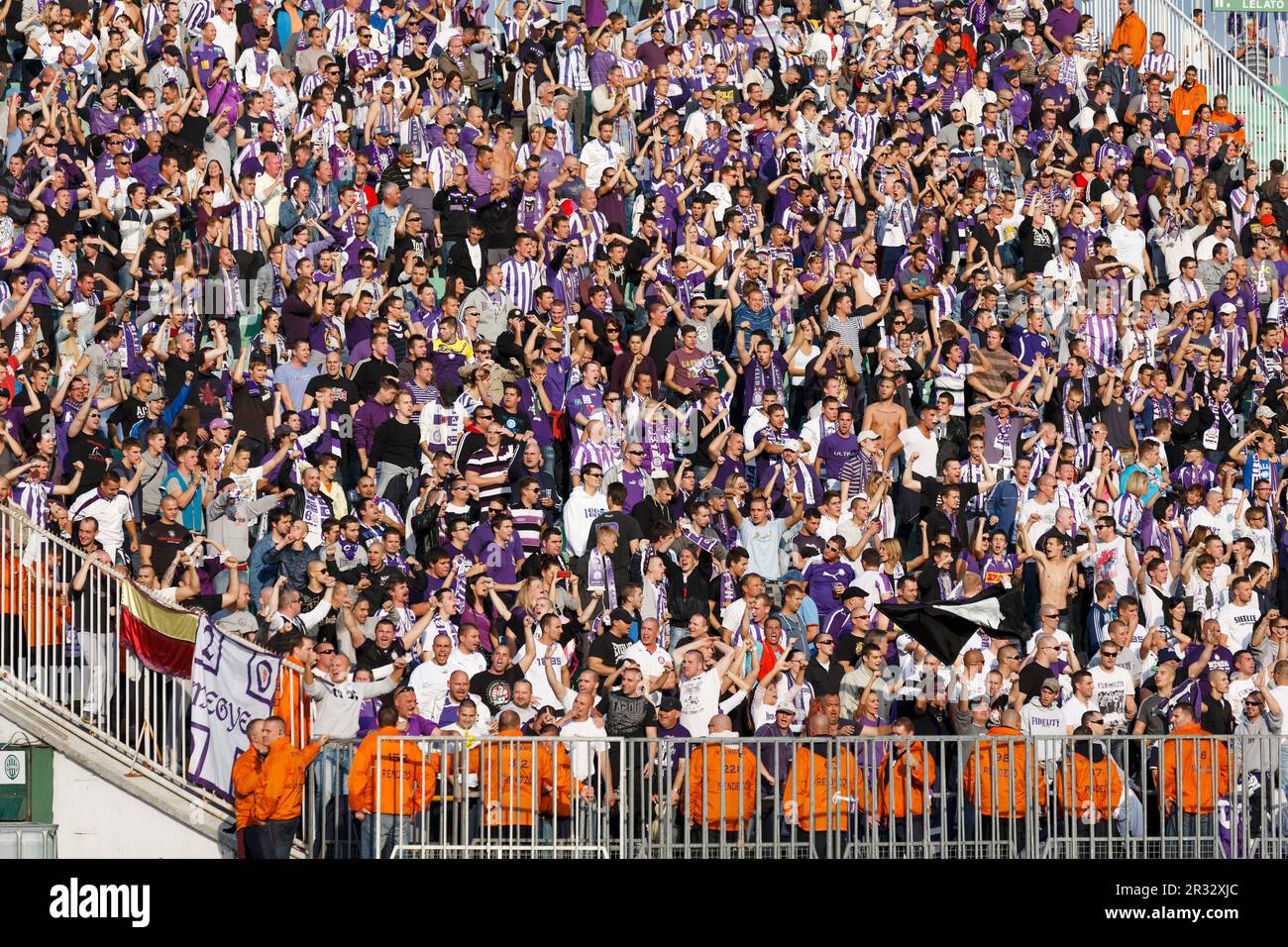 Ferencvaros ujpest hi-res stock photography and images - Alamy Ferencvaros ujpest hi-res stock photography and images - Alamy
