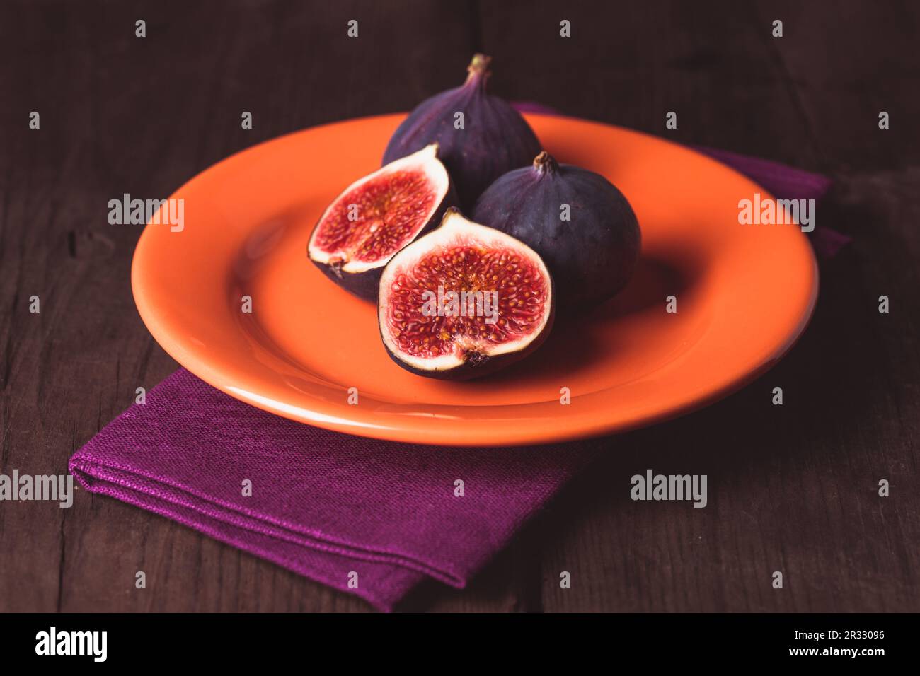 Pulp ripe figs macro hi-res stock photography and images - Alamy