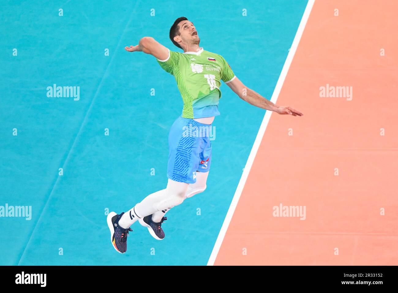 Service volley hi-res stock photography and images - Alamy