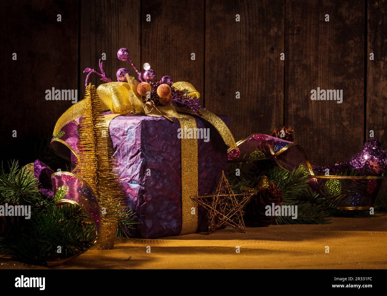 Ang bow hi-res stock photography and images - Alamy