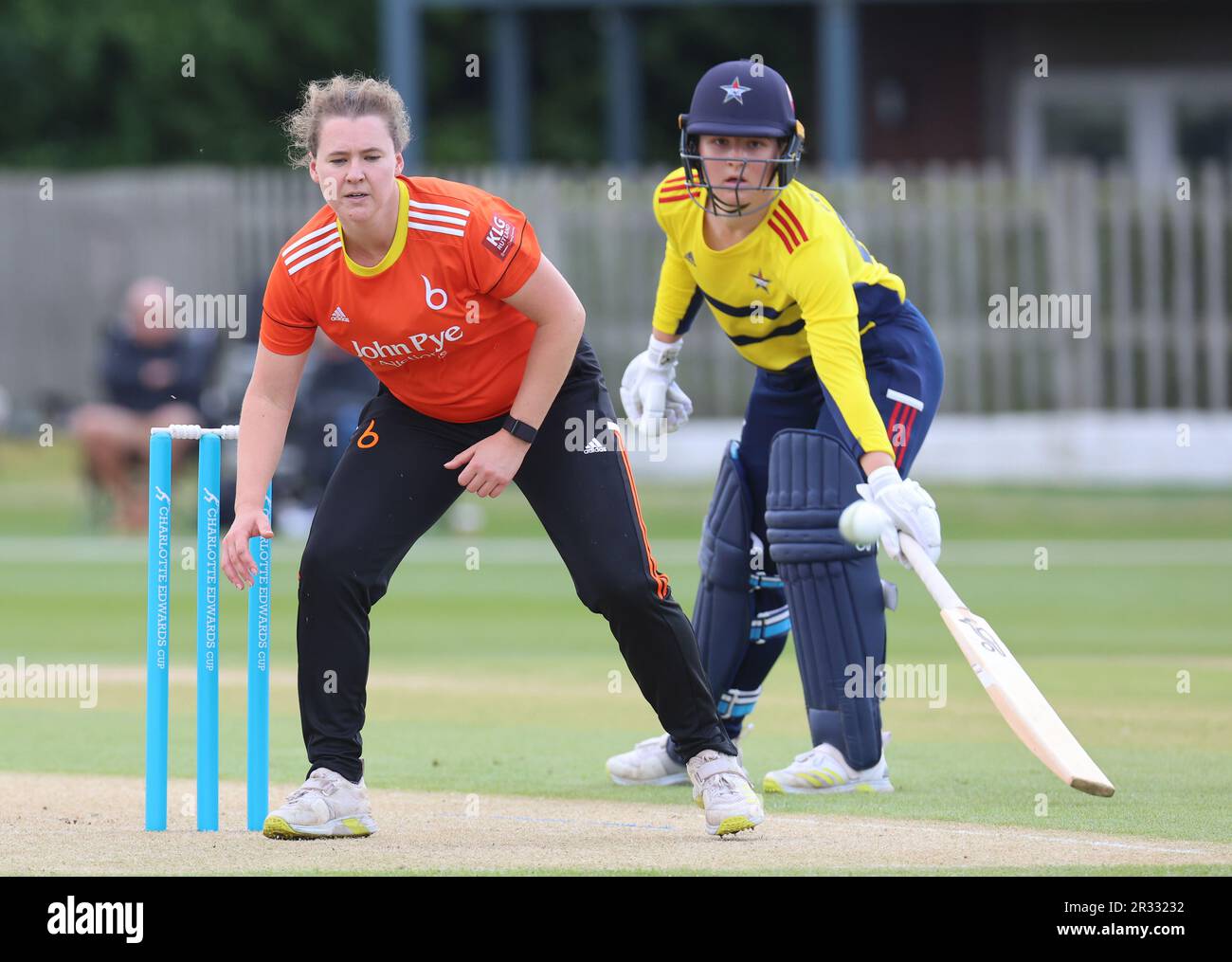 L-R Kathryn Bryce of The Blaze and South East Stars Sophie Dunkley ...