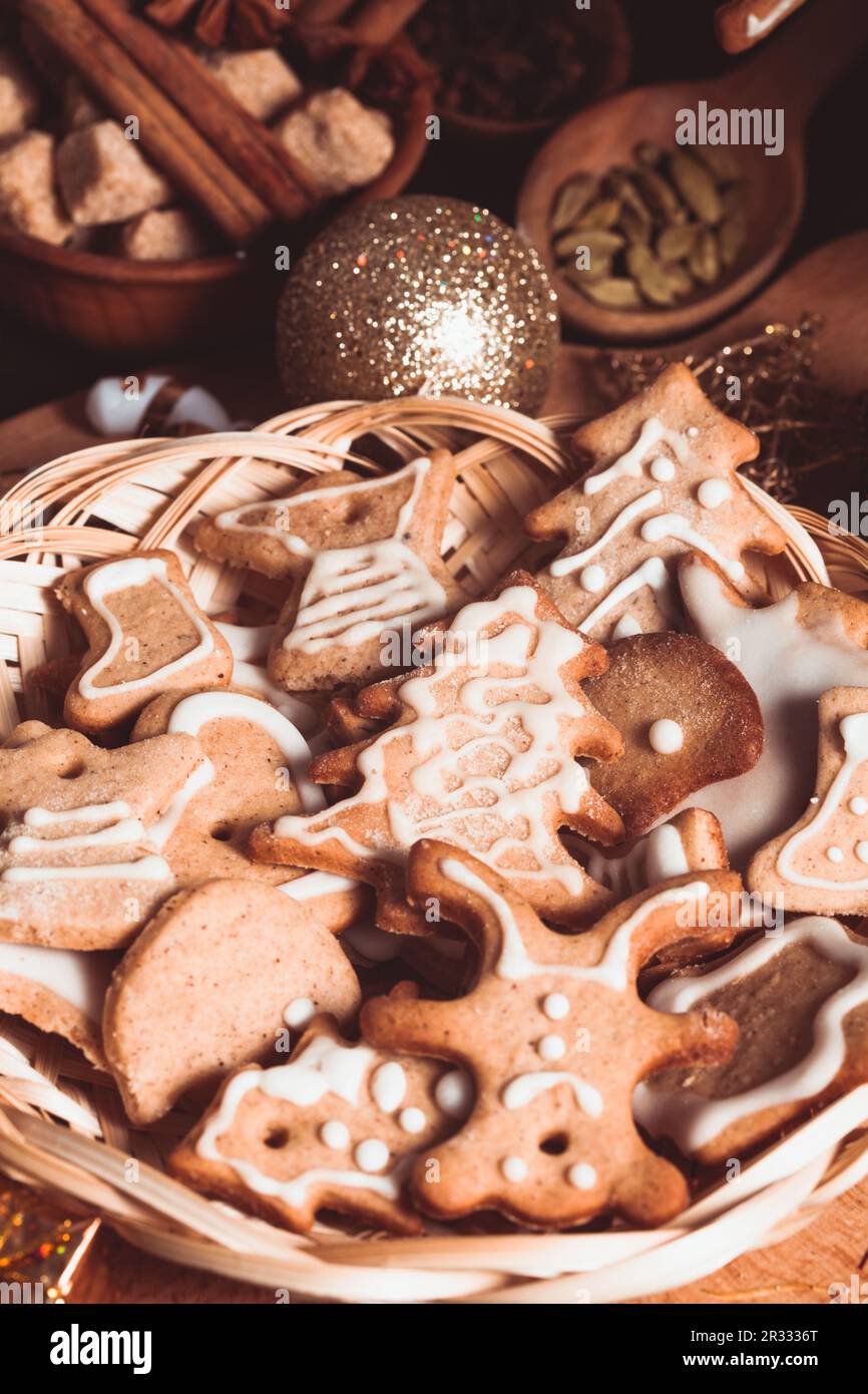Gingerbread man frame hi-res stock photography and images - Alamy