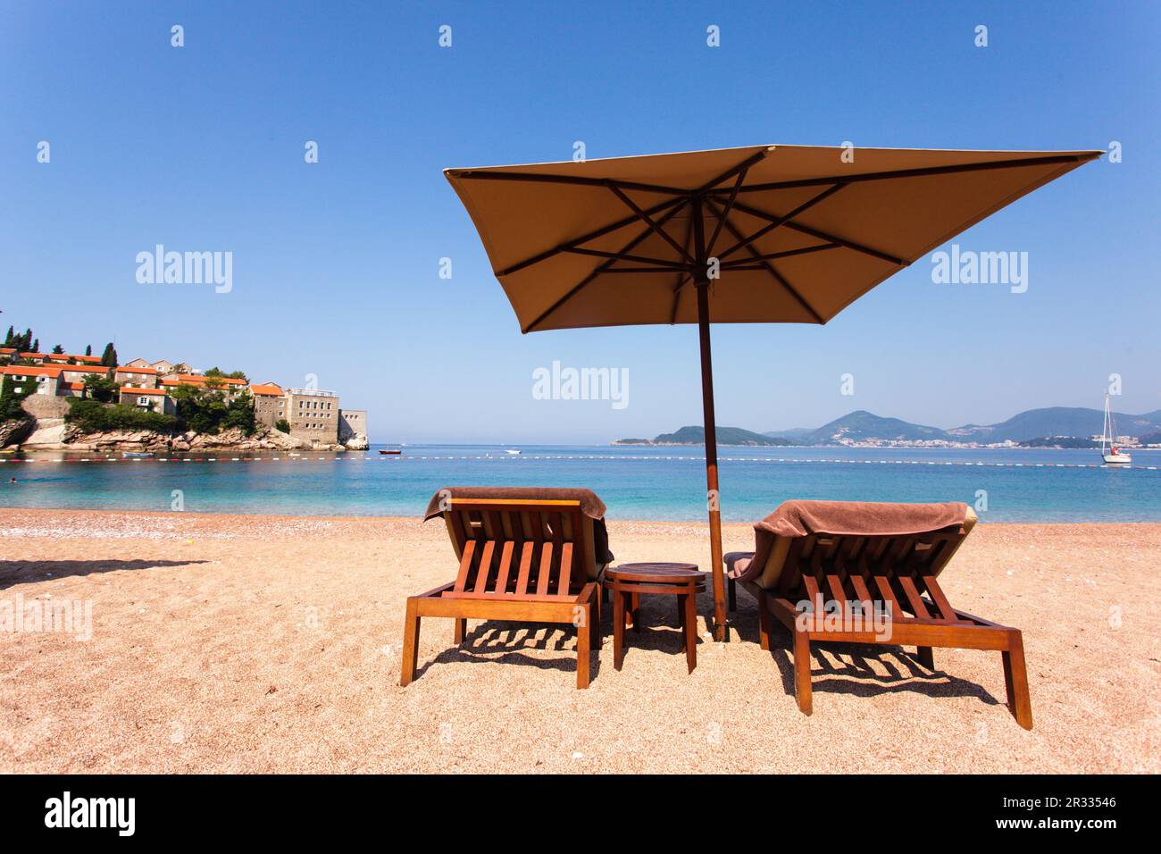 Summer landscape luxury lagoon beach hi-res stock photography and ...