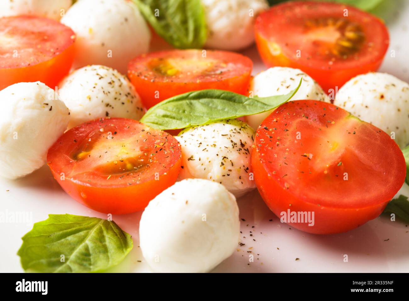 Simple vegetarian salad fresh hi-res stock photography and images - Alamy