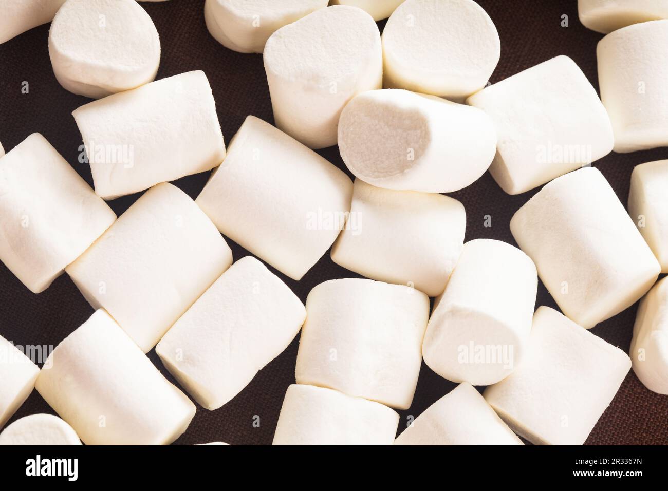 Cook marshmallows hi-res stock photography and images - Alamy