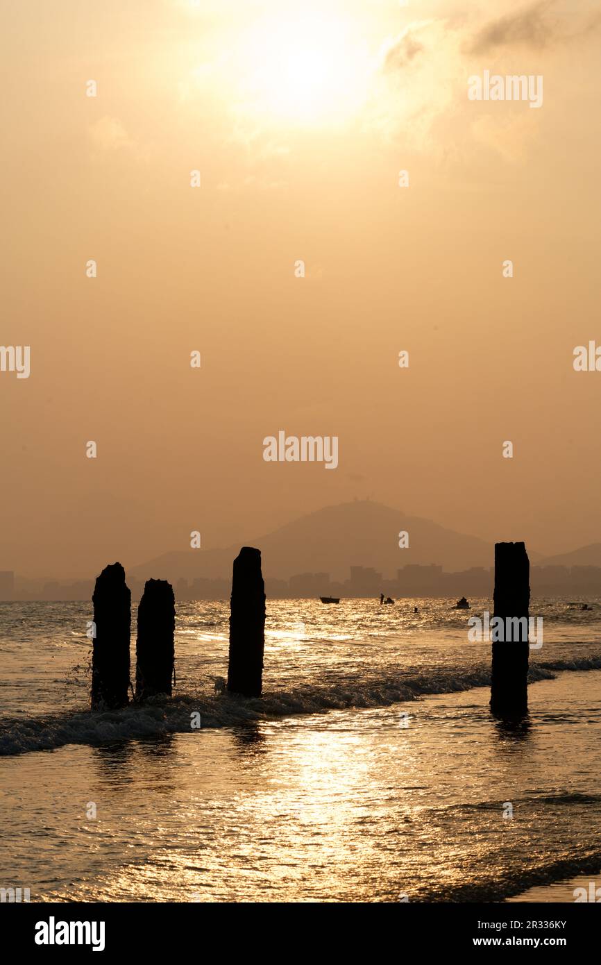 Super Golden Sunset Beach background Stock Photo - Alamy