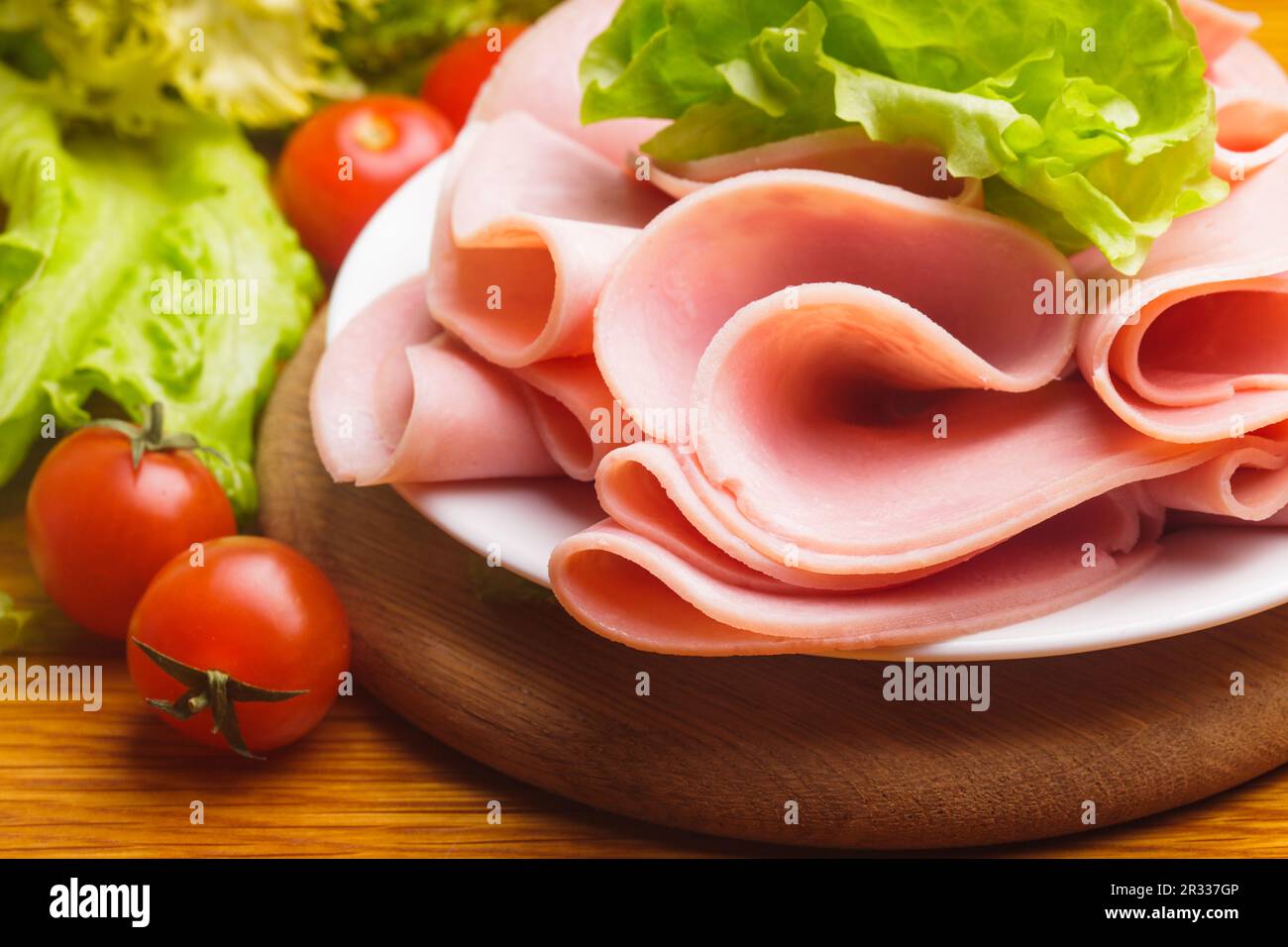 Sliced ham buffet hi-res stock photography and images - Alamy