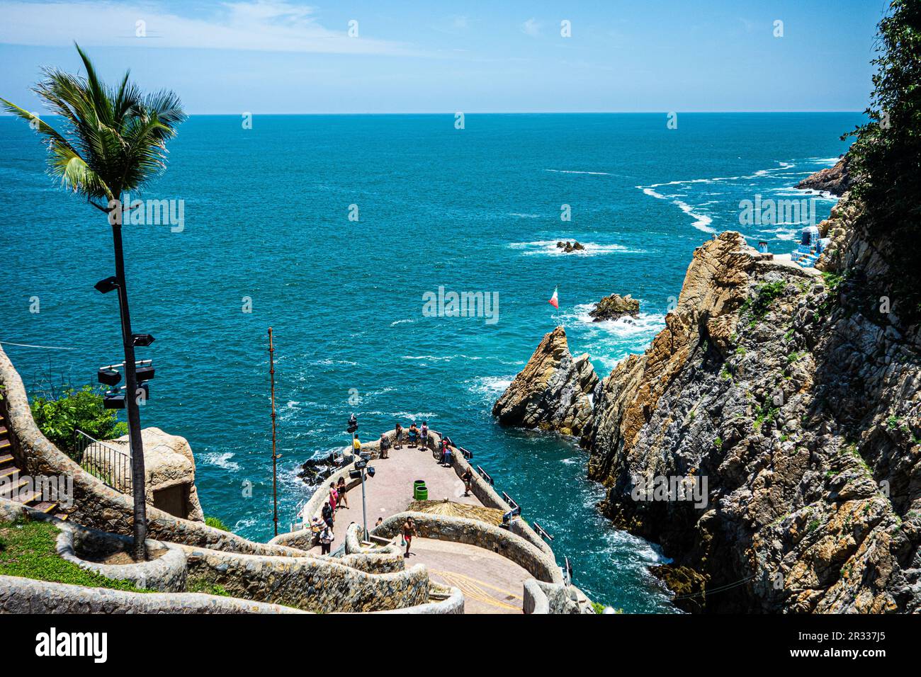 La quebrada acapulco mexico hi-res stock photography and images - Alamy
