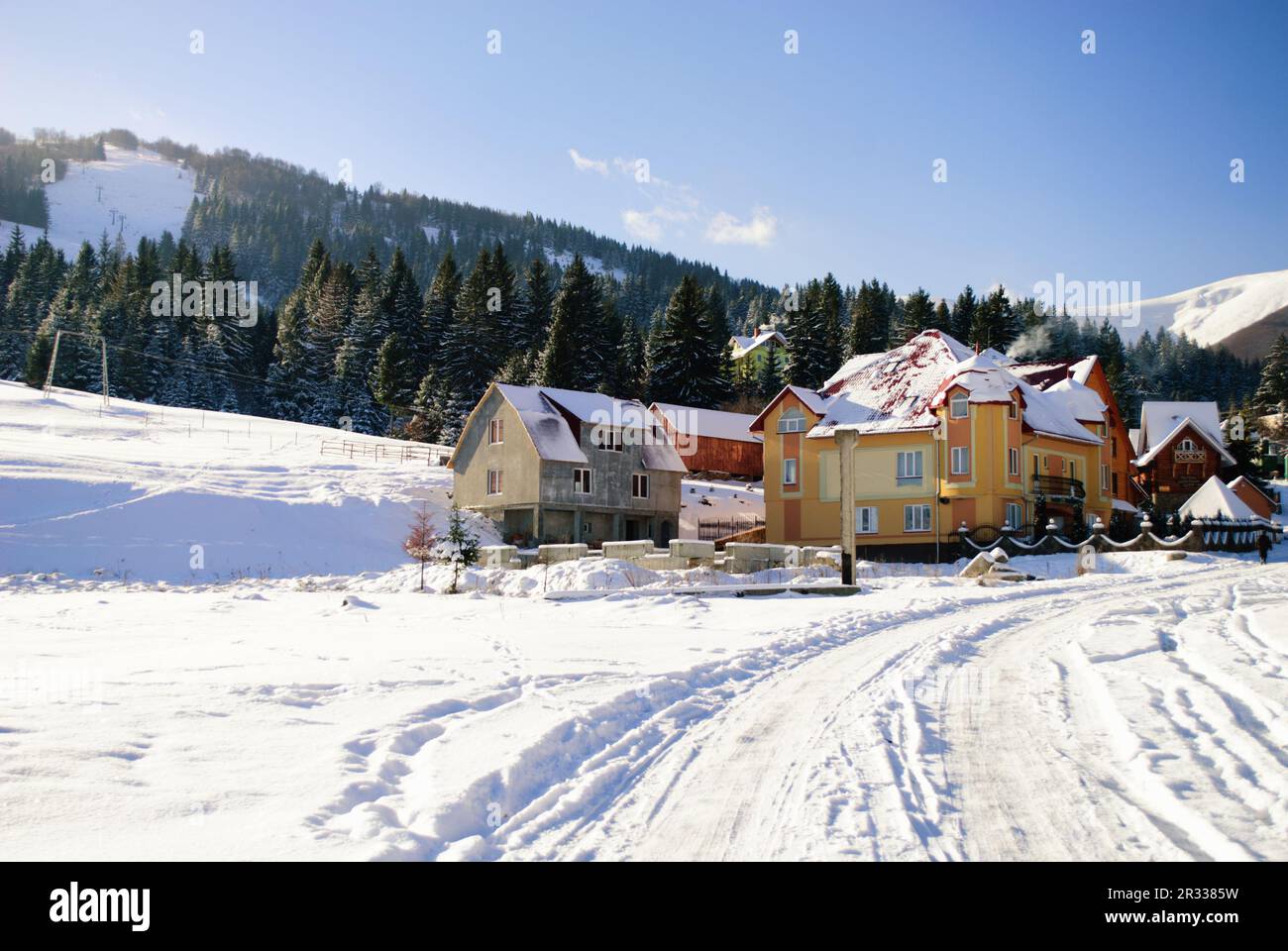 Fir tree cottage hi-res stock photography and images - Alamy