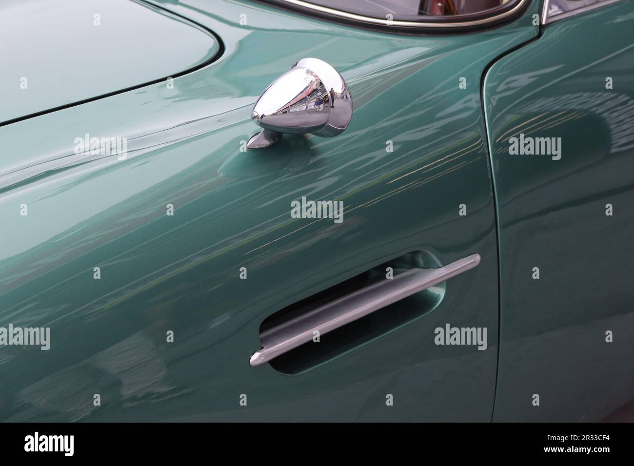 Aston Martin DB4 Superleggera coupe wing mirror Stock Photo - Alamy