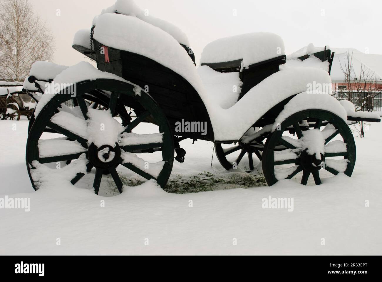 Wood carriage wheel hi-res stock photography and images - Alamy