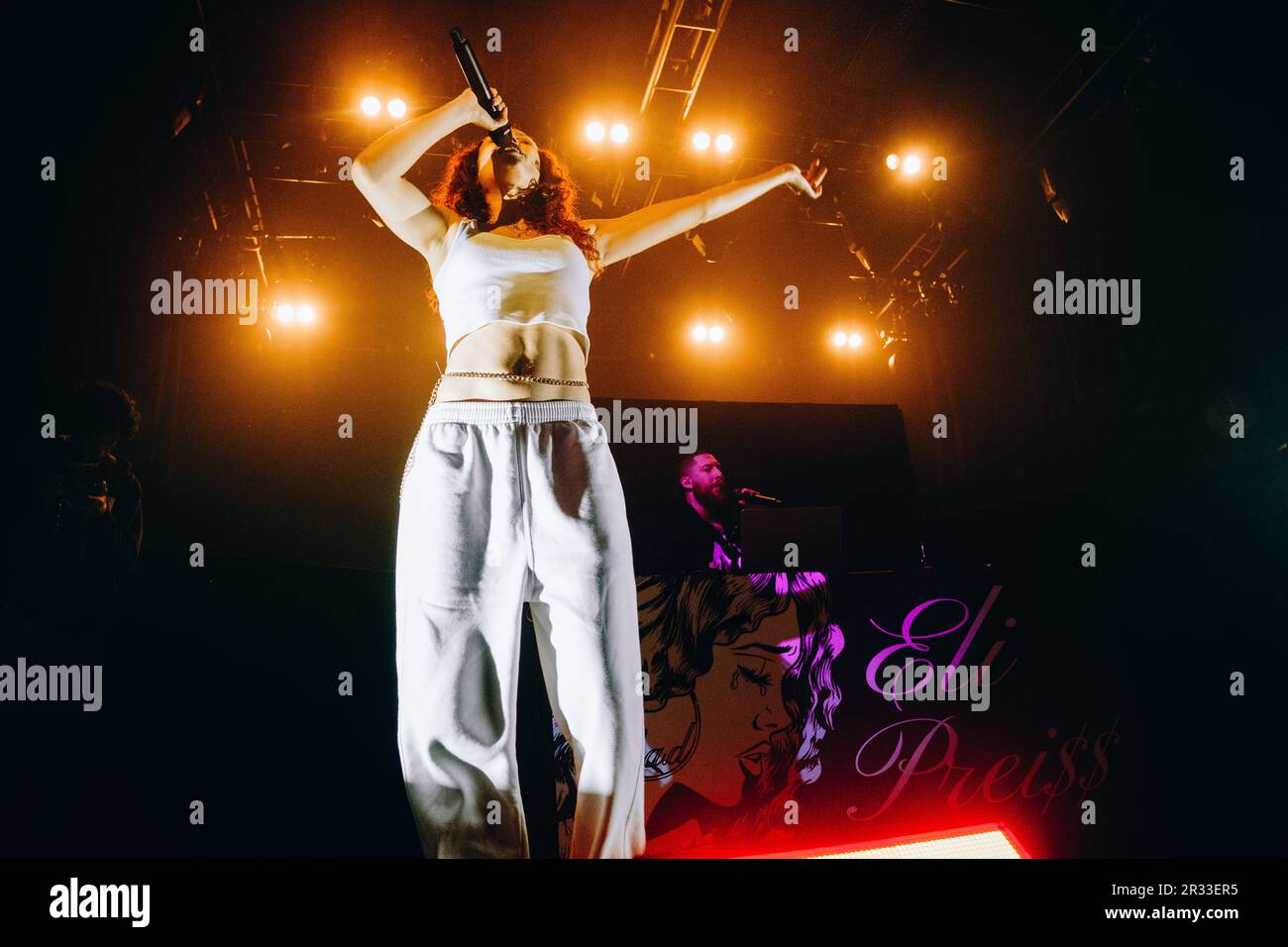 Eli preiss singer hi-res stock photography and images - Alamy