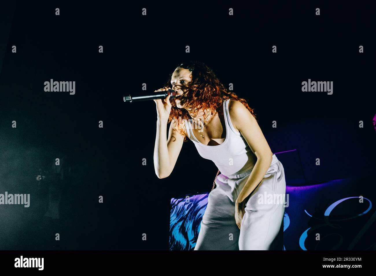 Eli preiss singer hi-res stock photography and images - Alamy