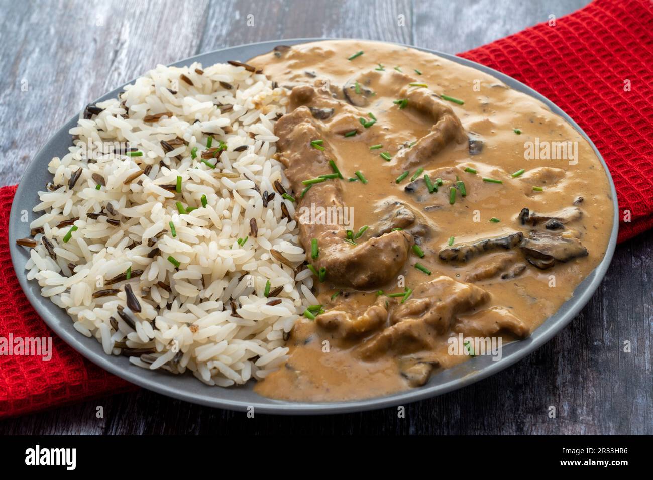 Mushroom stroganoff no rice hi-res stock photography and images - Alamy