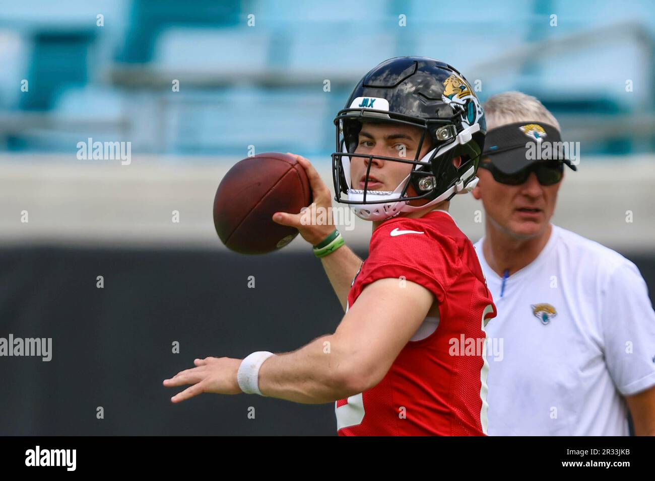 Jacksonville Jaguars quarterback Nathan Rourke (18) throws a pass ...