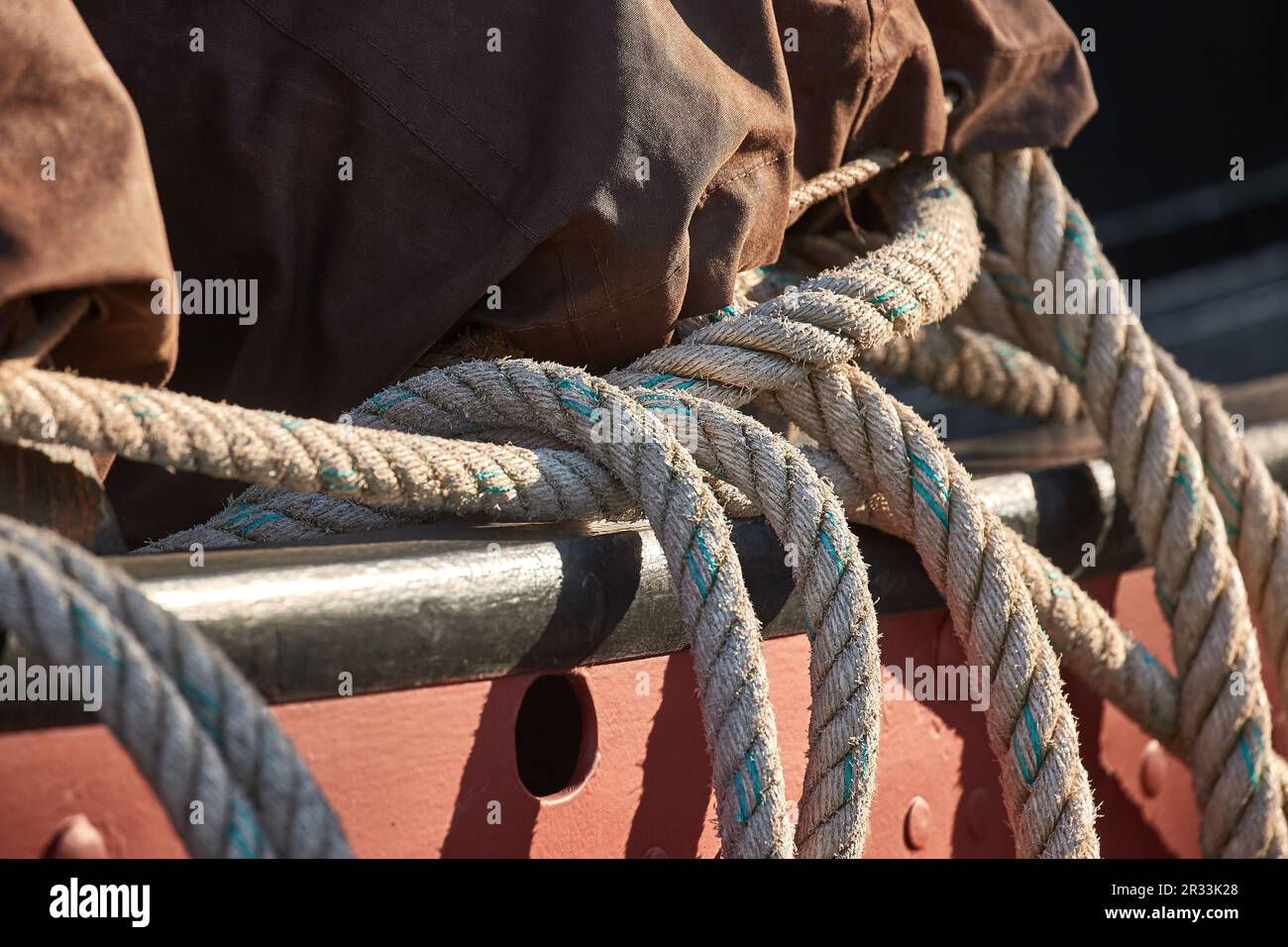 Rope on a sailing boat Stock Photo - Alamy