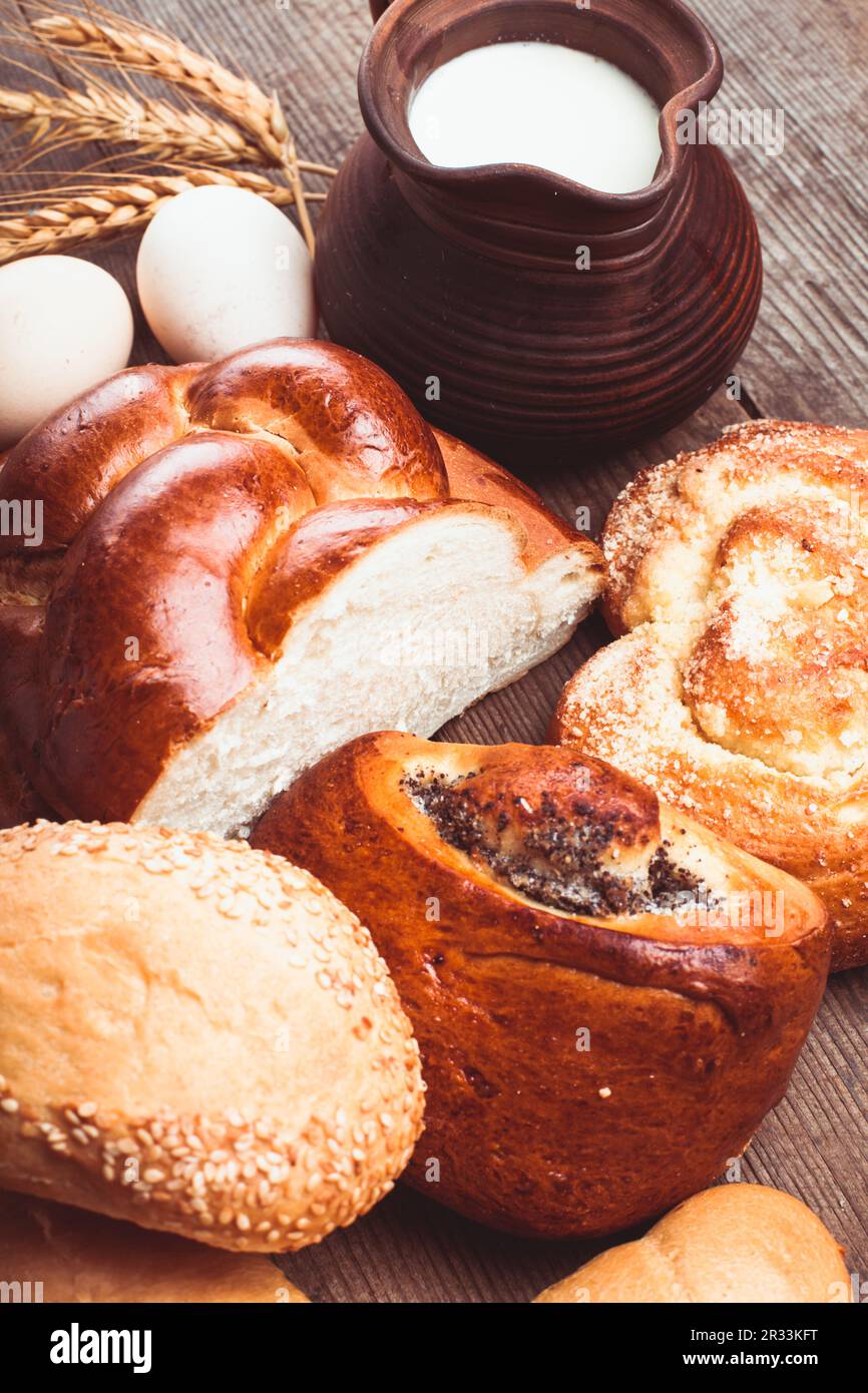 Types of bread Stock Photo - Alamy