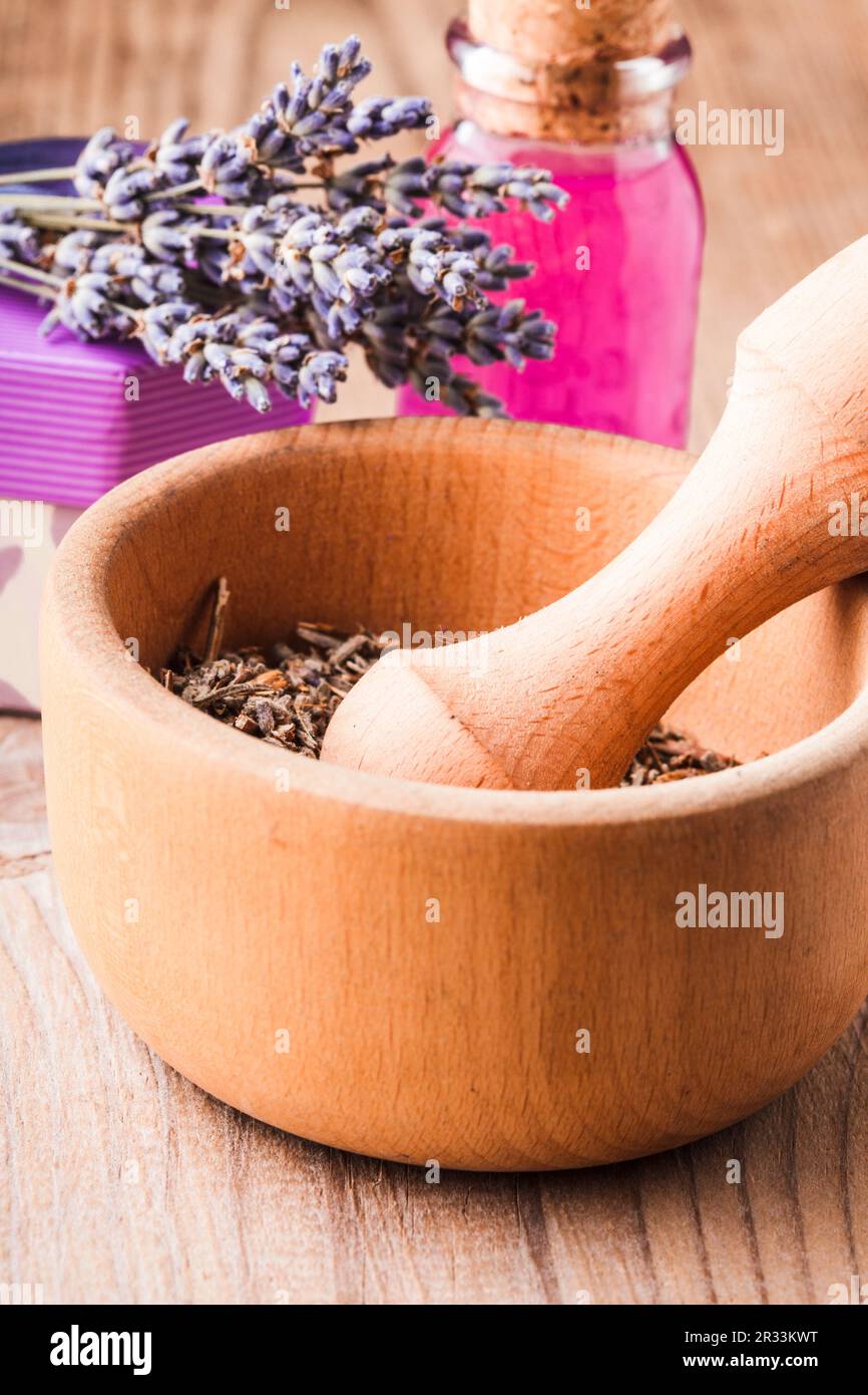 Lavender in mortar Stock Photo - Alamy