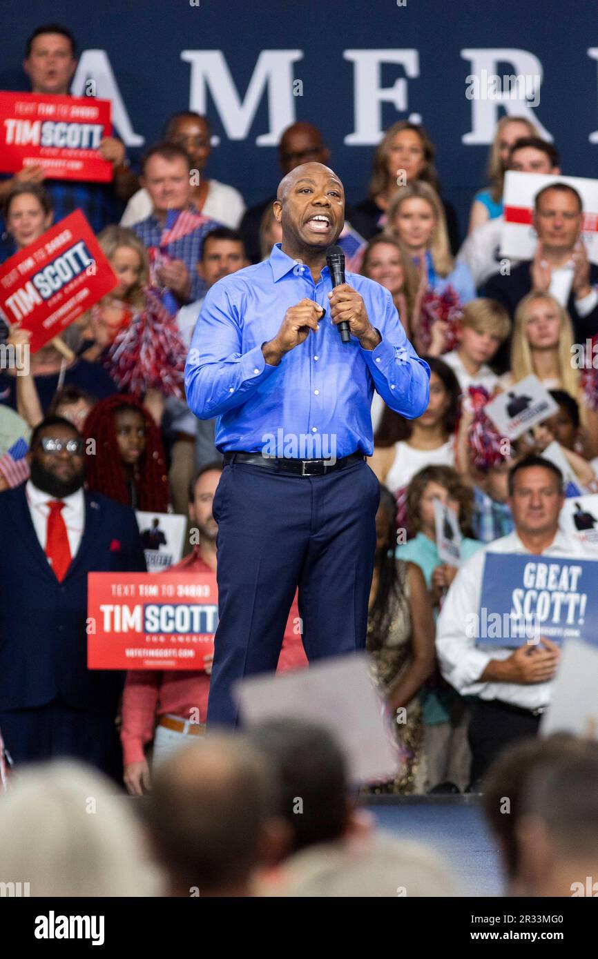 Republican presidential candidate Tim Scott delivers his speech ...