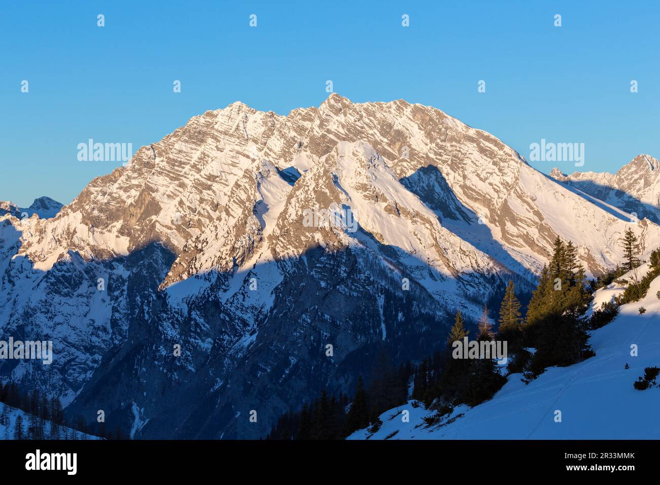 East face hi-res stock photography and images - Alamy