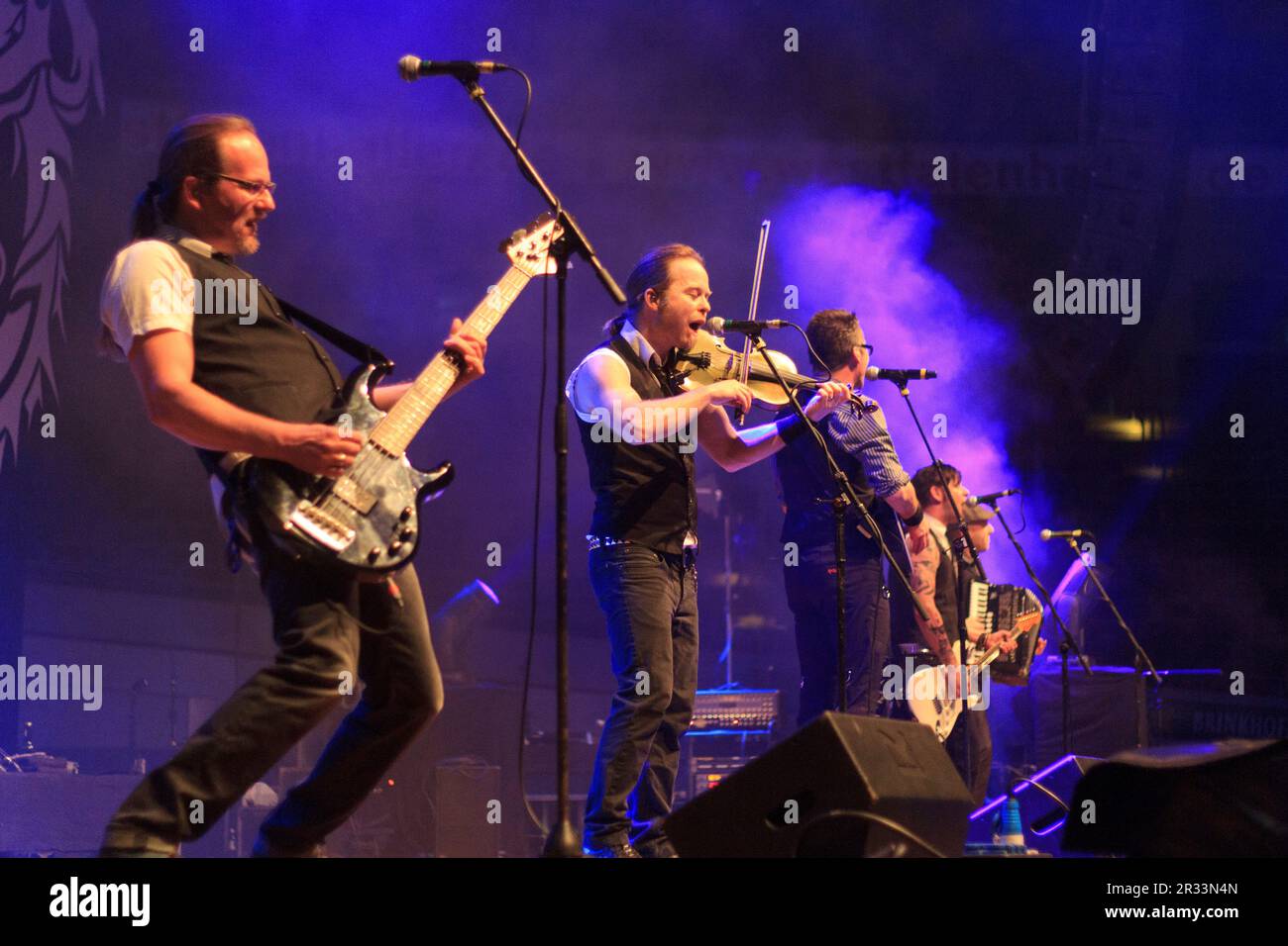 Green mps hi-res stock photography and images - Alamy