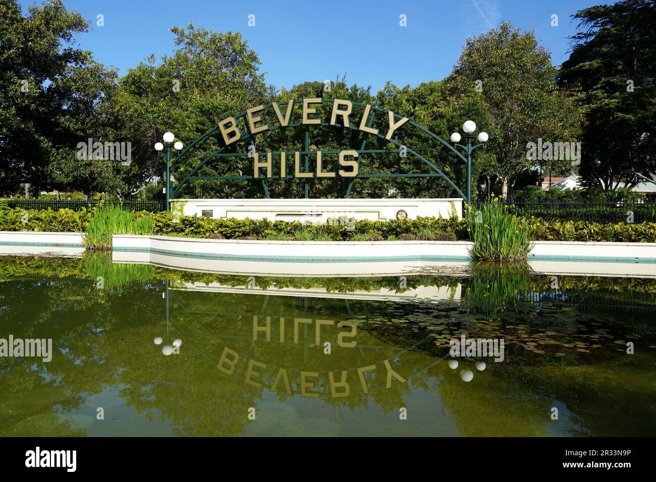 Beverly Hills sign, Beverly Gardens Park, Beverly Hills, Los Angeles ...
