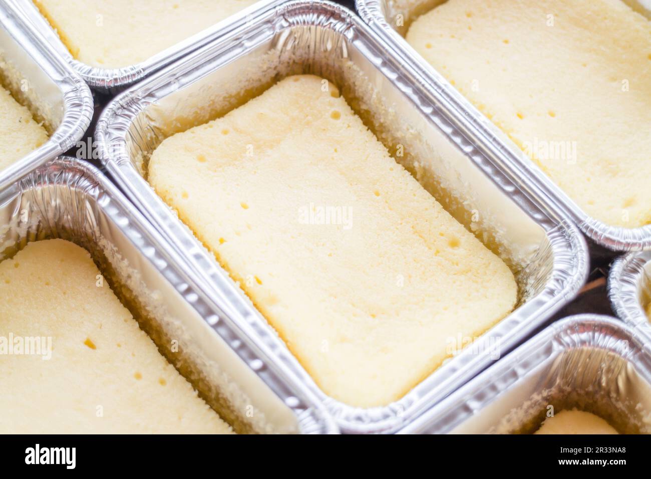 Cheesecake box hi-res stock photography and images - Alamy