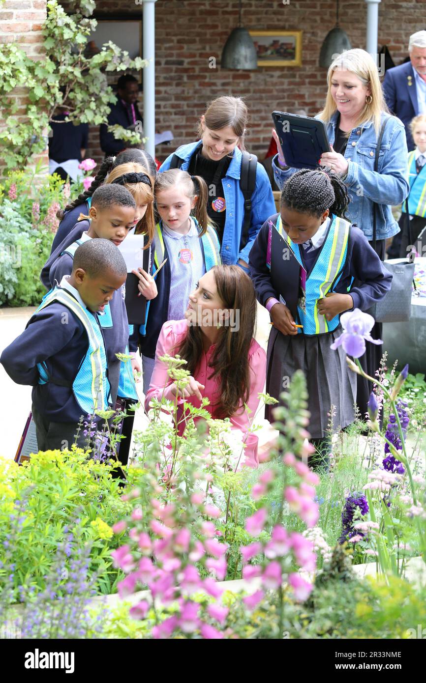 Visits the chelsea flower show hi-res stock photography and images - Alamy