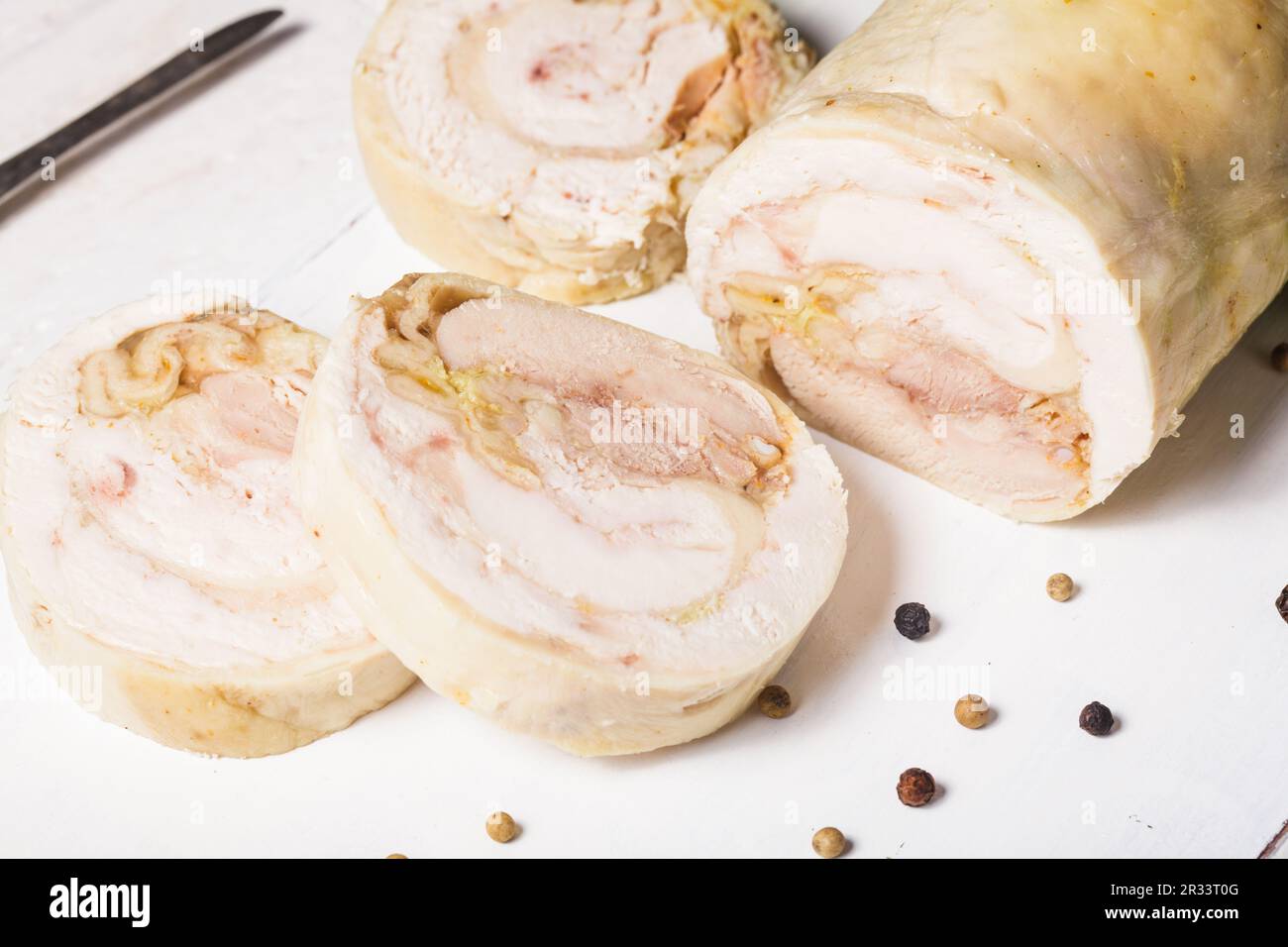 Cutting baked chicken close hi-res stock photography and images - Alamy