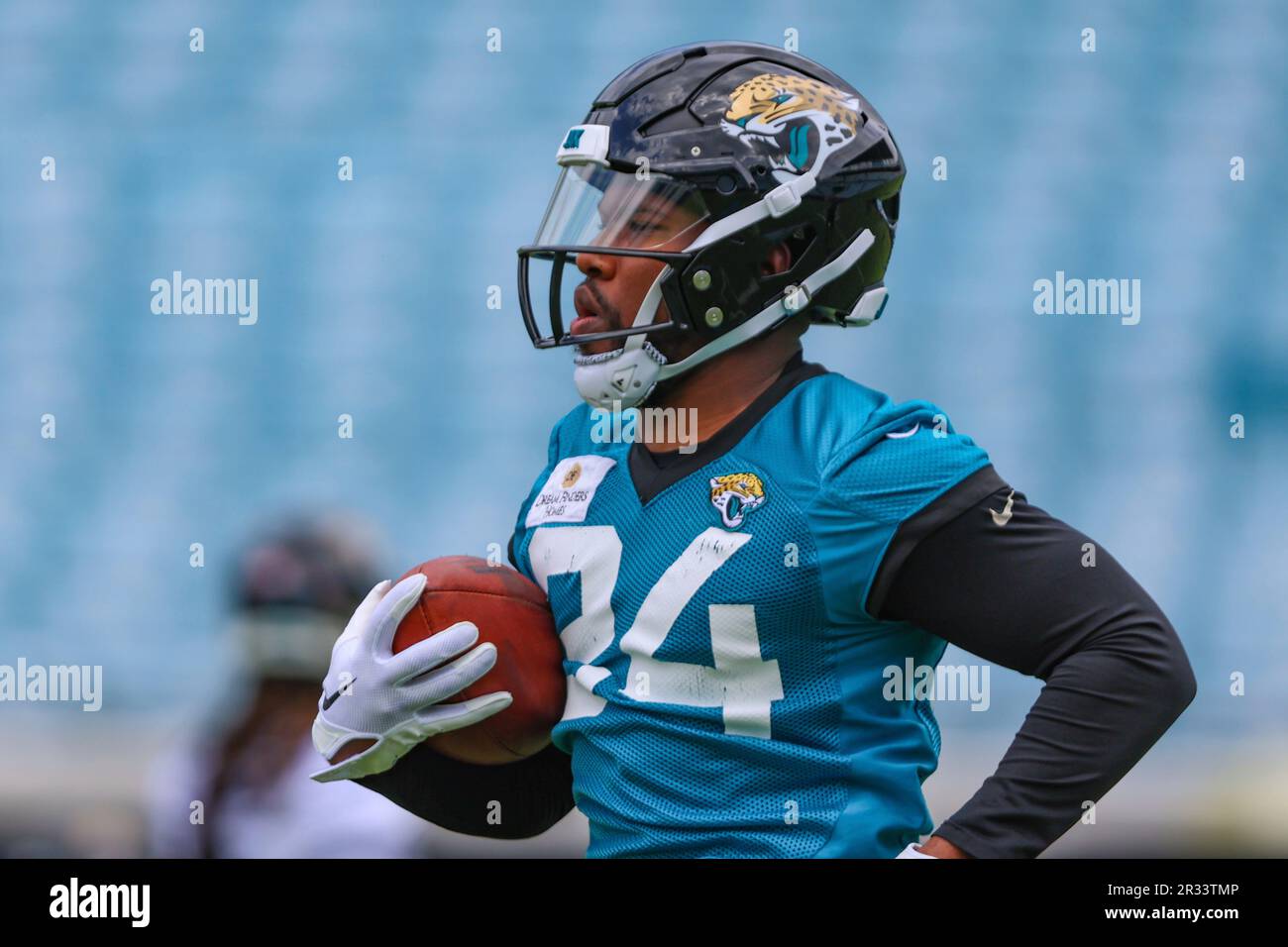 Jacksonville Jaguars running back Snoop Conner (24) practices during ...