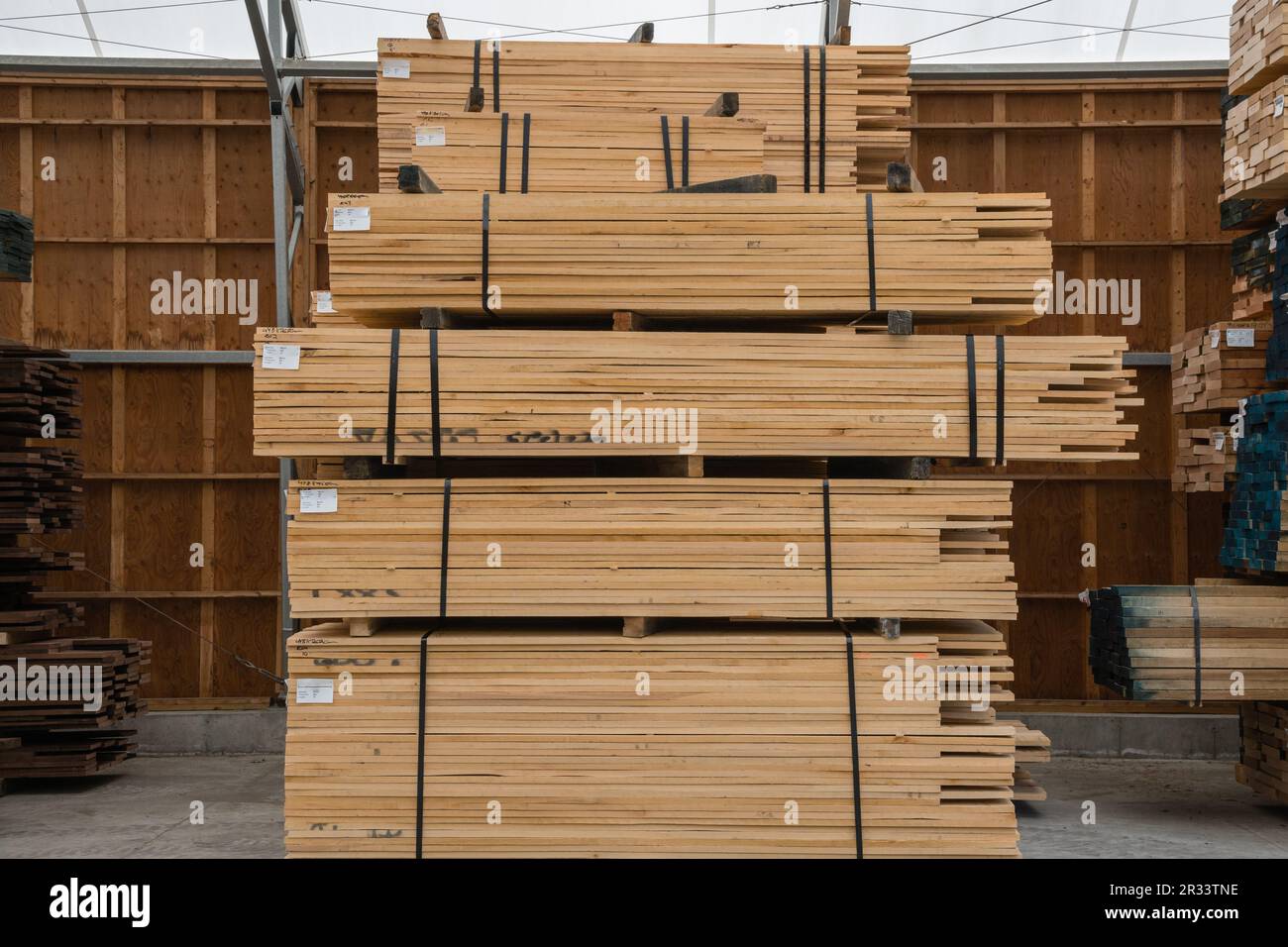 Wood storage warehouse in timber hi-res stock photography and images ...