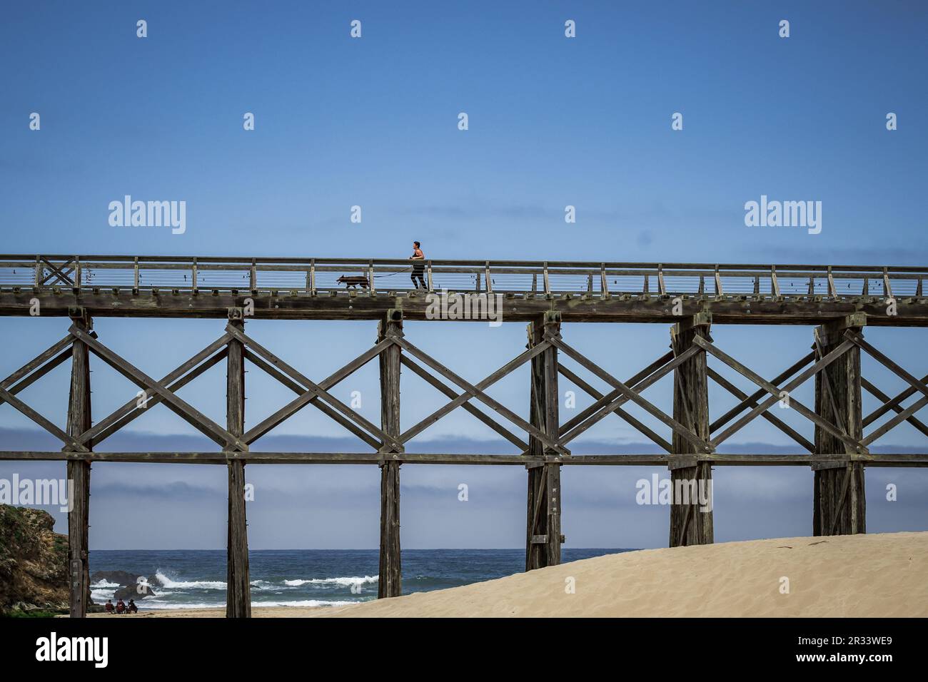 beach and bridge at The Pudding Creek Trestle Stock Photo - Alamy