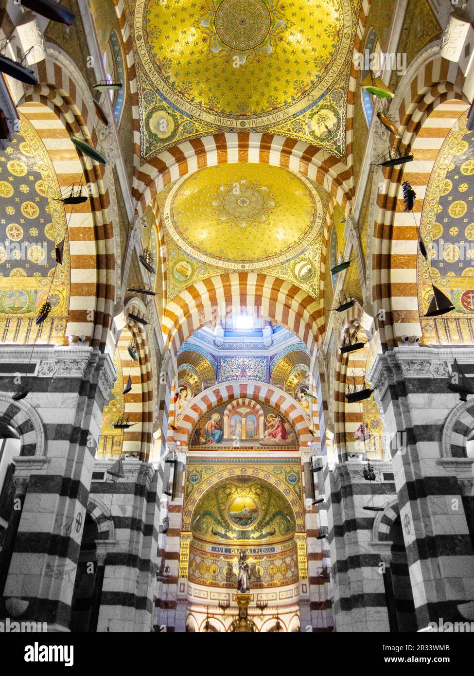 Gold-domed ceiling and repeating arches in Notre-Dame de la Garde ...