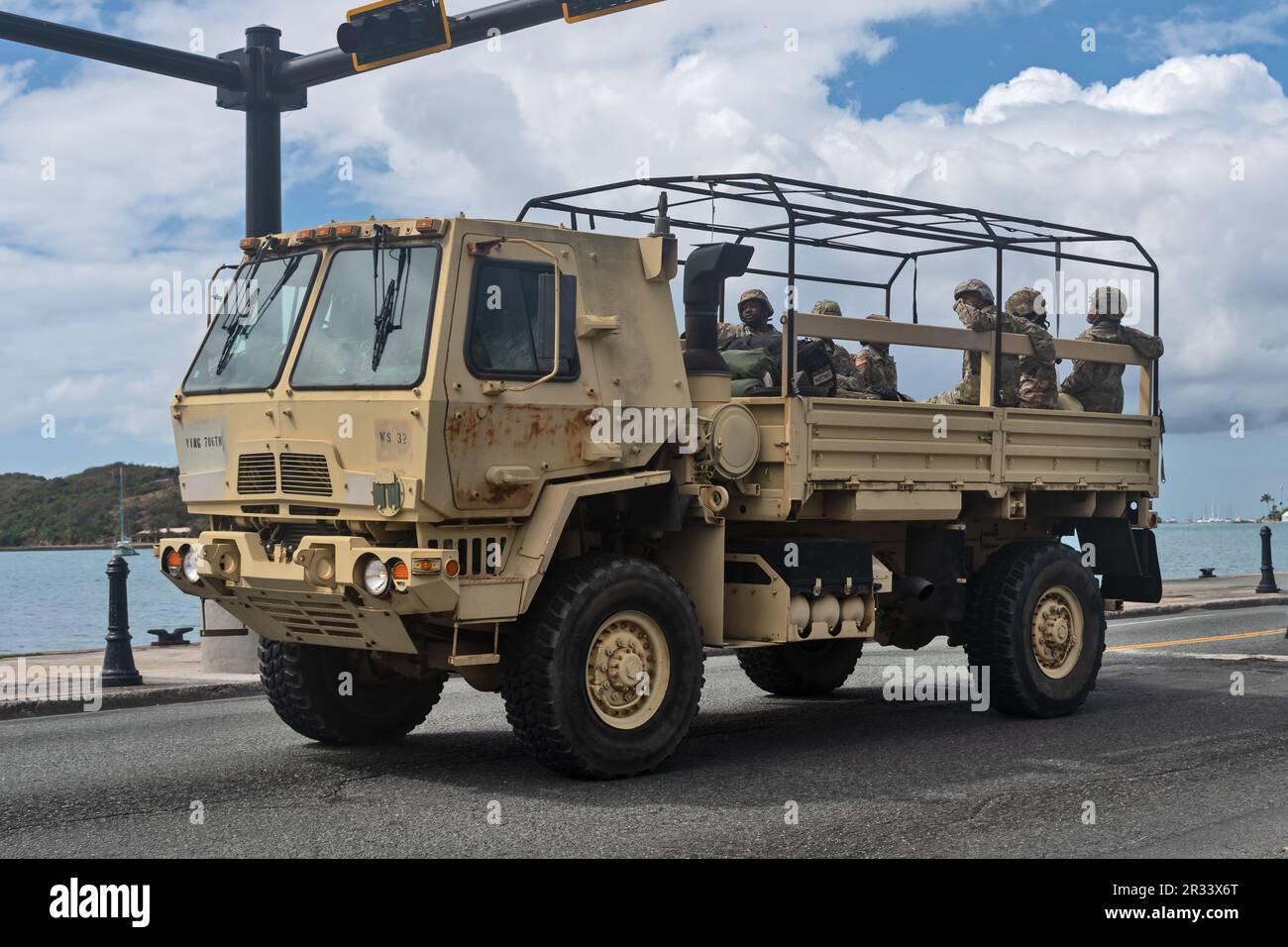 Americans solders hi-res stock photography and images - Alamy