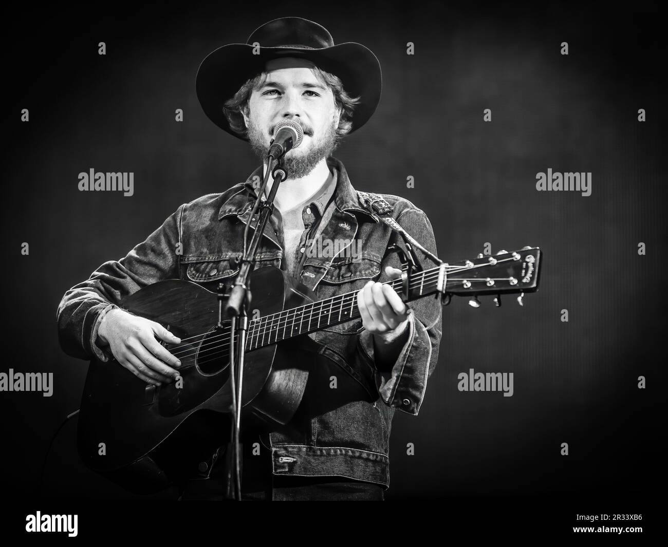Colter wall singer hi-res stock photography and images - Alamy