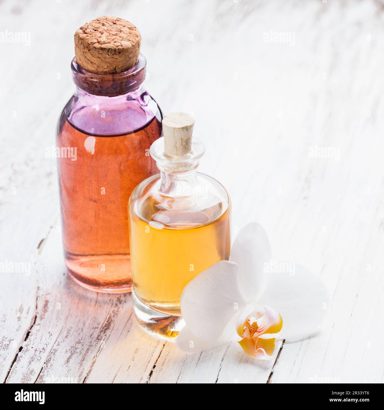 Oil pampering hi-res stock photography and images - Alamy