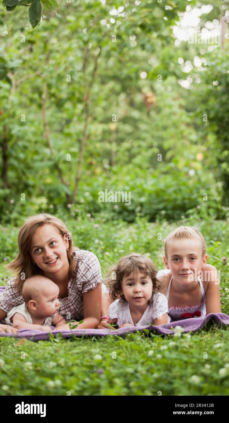 Family many kids hi-res stock photography and images - Alamy