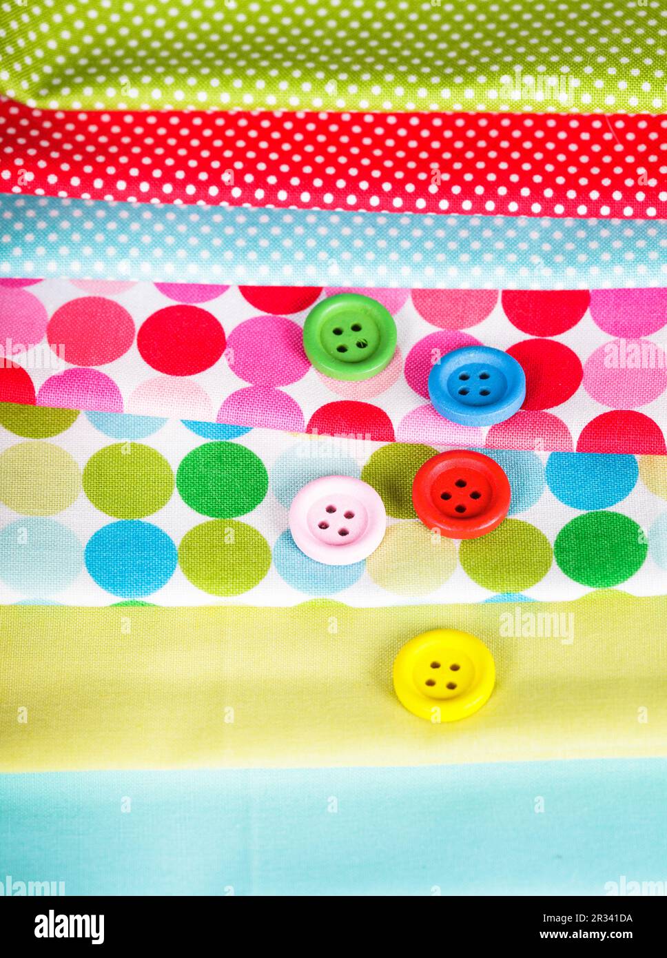 Assorted pink buttons hi-res stock photography and images - Alamy