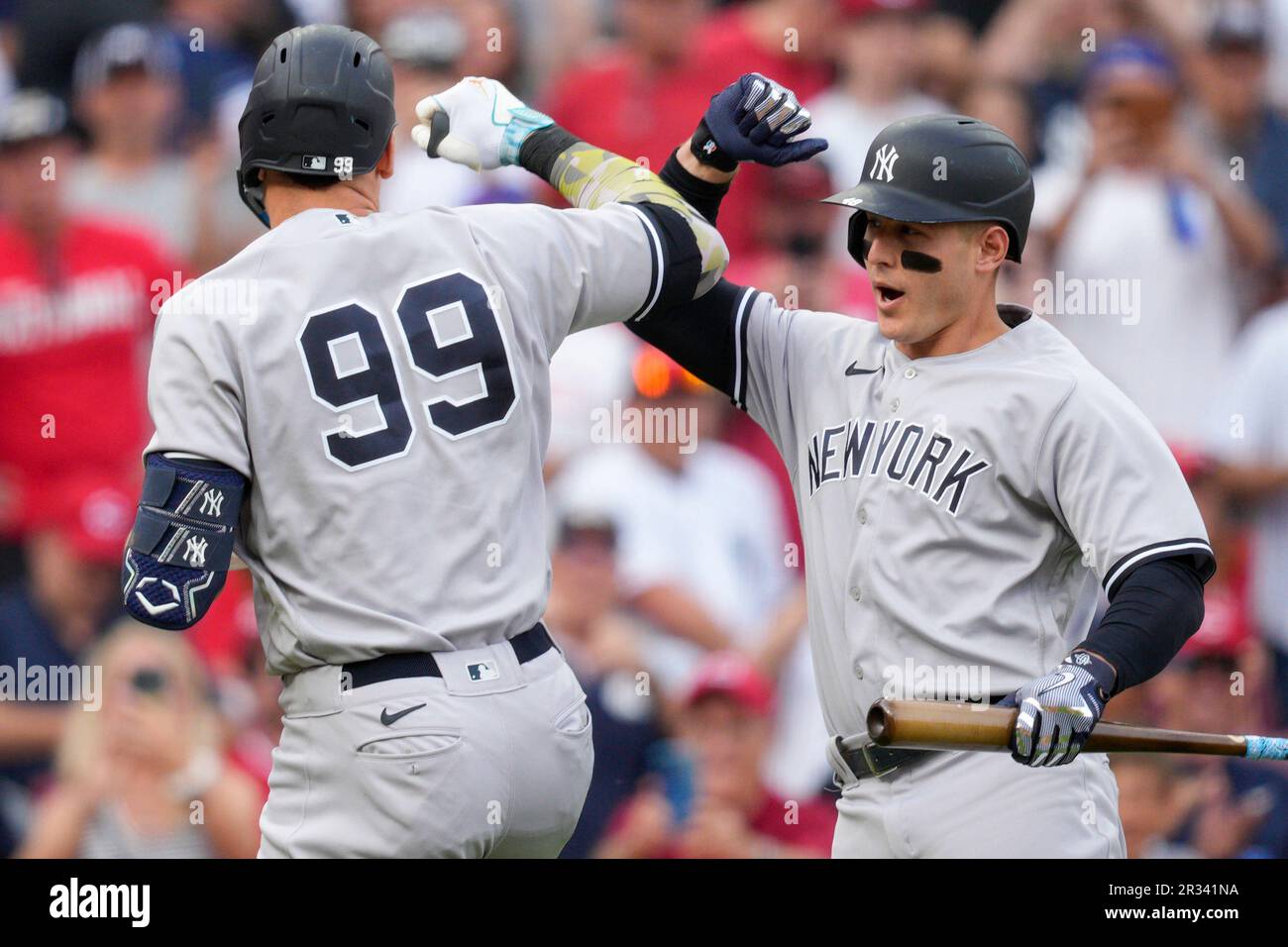 New York Yankees' Aaron Judge (99) celebrates with Anthony Rizzo after ...